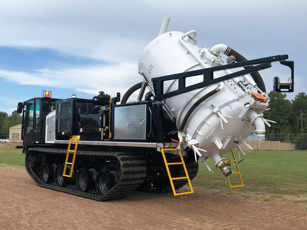 Specialty Truck Bodies by Ledwell | Gull Wing Trucks and Roll Off Trucks